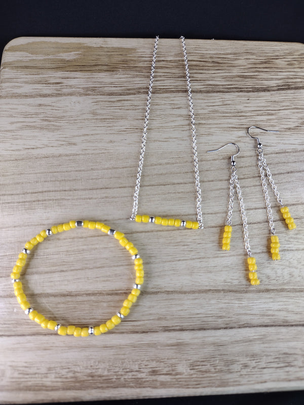 🍋 Yellow Seed Bead Set – Bold Sunshine in Every Bead – Pretty Pineapple ...